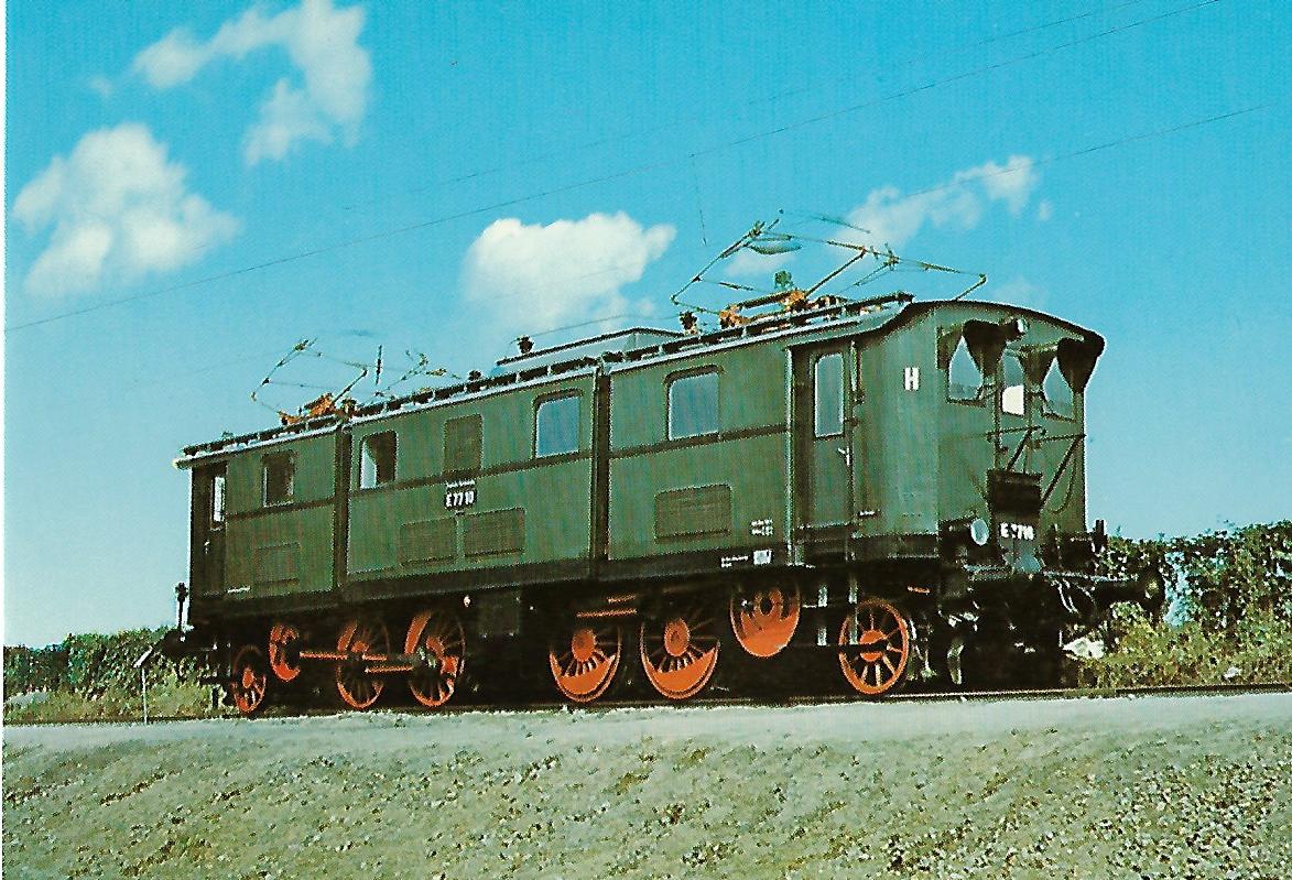 DR Elektr. Güterzug-Lokomotive E 77 10. Eisenbahn Bestell-Nr. 1261 – Buch Perthel